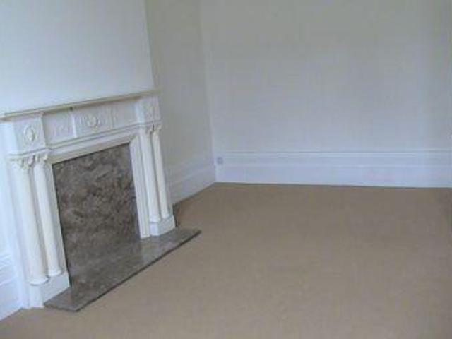 1 Bedrooms Flat for rent in Enys Road, Eastbourne BN21