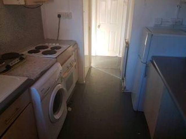 1 Bedrooms Flat for rent in Endeavour Way, Barking IG11