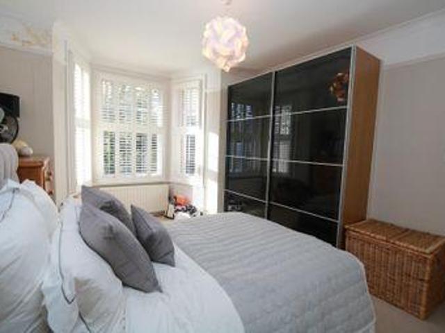 1 Bedrooms Flat for rent in Endsleigh Gardens, Surbiton KT6
