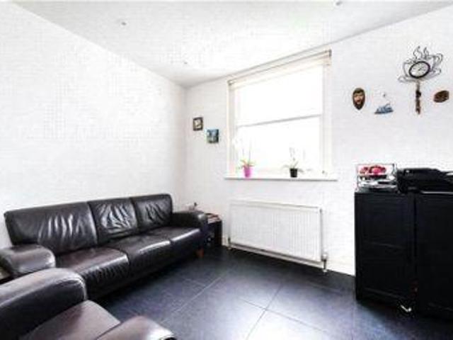 1 Bedrooms Flat for rent in East India Dock Road, Canary Wharf, London E14