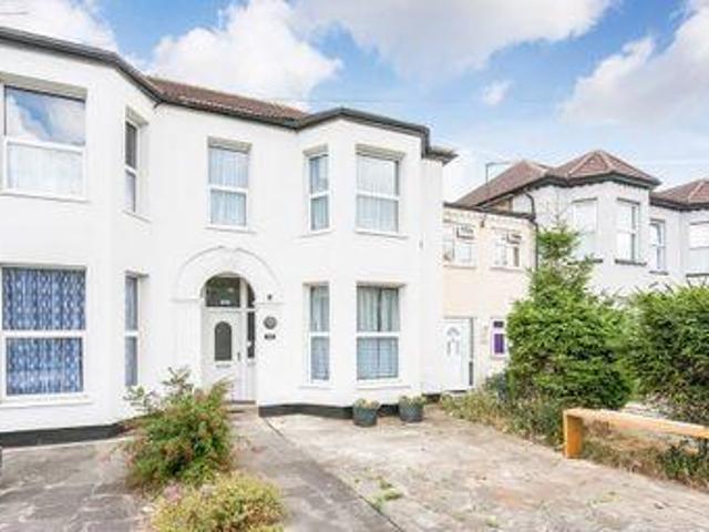 1 Bedrooms Flat for rent in Eastwood Road, Goodmayes, Ilford IG3