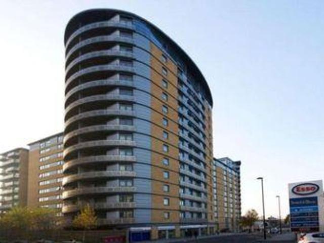 1 Bedrooms Flat for rent in Ebbett Court, Victoria Road, London W3