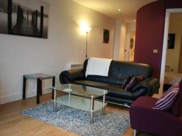 1 Bedrooms Flat for rent in Echo Central Two, Leeds LS9