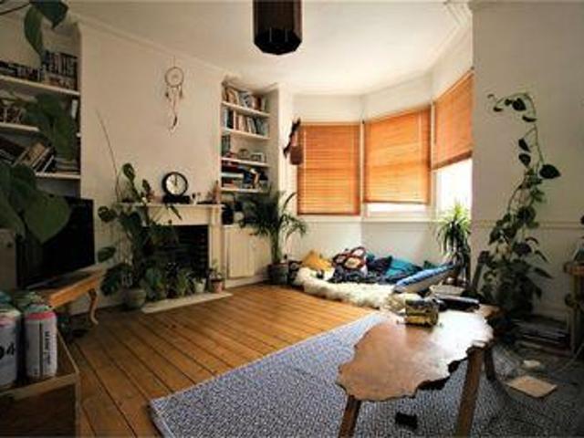 1 Bedrooms Flat for rent in Edward Road, London E17