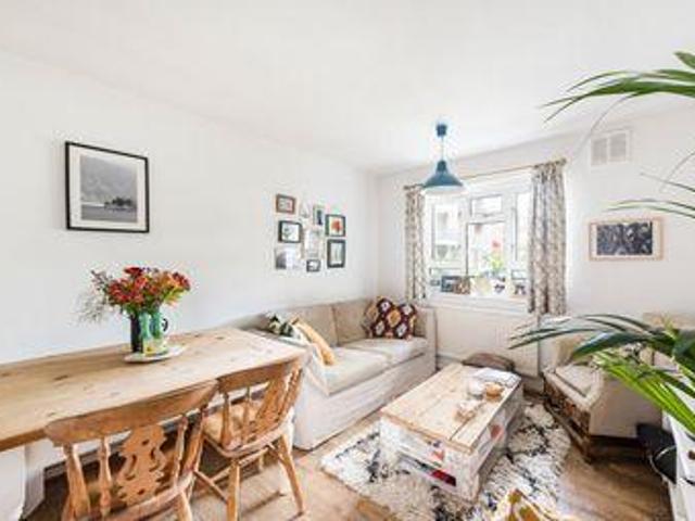 1 Bedrooms Flat for rent in Edensor Gardens, London W4
