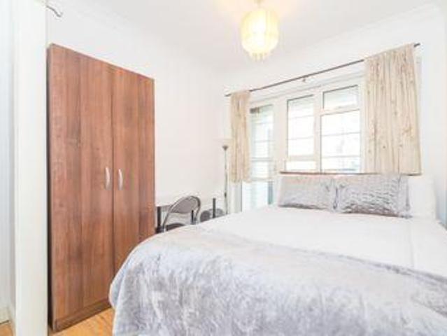 1 Bedrooms Flat for rent in Edgware Road, Paddington, Central London NW8