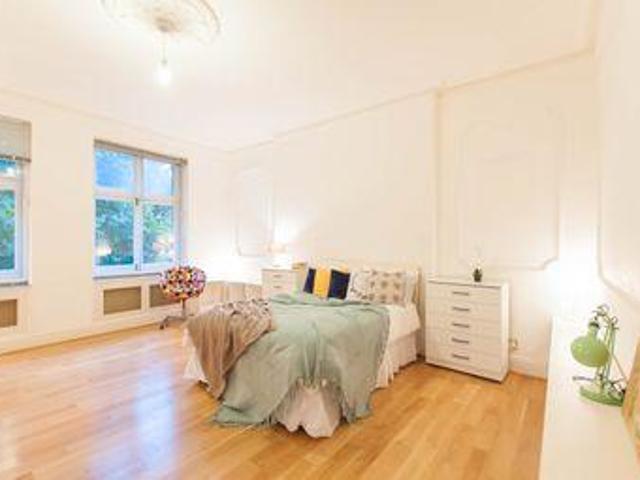 1 Bedrooms Flat for rent in Edgware Road, Paddington, Central London. W9