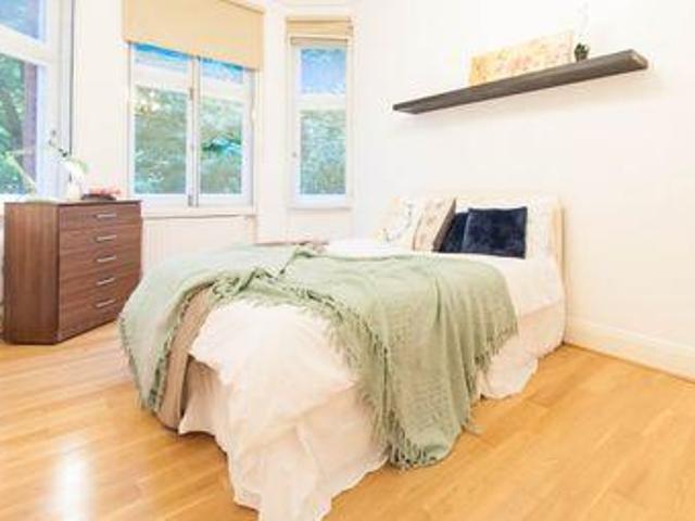 1 Bedrooms Flat for rent in Edgware Road, 15 Blomfield W9