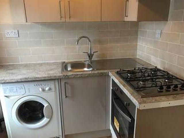1 Bedrooms Flat for rent in Edinburgh Grove, Armley, Leeds 3Rl, Armley, UK LS12