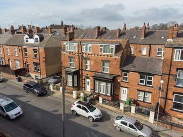 1 Bedrooms Flat for rent in Edinburgh Grove, Leeds LS12