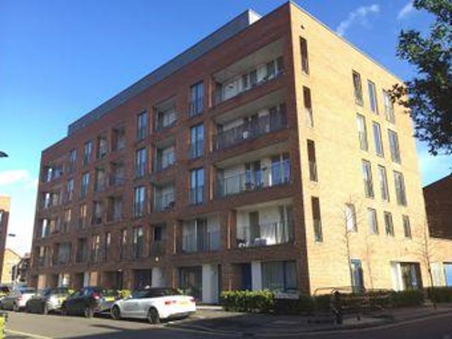 1 Bedrooms Flat for rent in Exeter Road, London E16