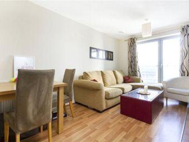 1 Bedrooms Flat for rent in Explorers Court, Newport Avenue, London E14