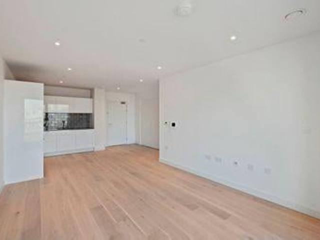 1 Bedrooms Flat for rent in Folio At Traders Quarter, 6 Starboard Way, 2Xf E16