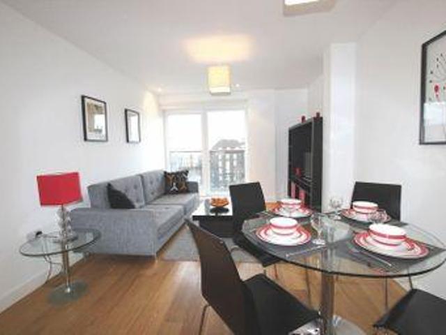 1 Bedrooms Flat for rent in Forge Square, Isle Of Dogs E14