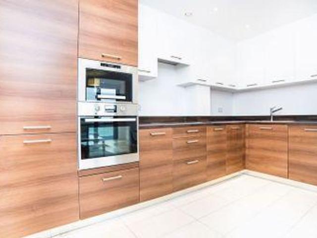 1 Bedrooms Flat for rent in Forge Square, London E14