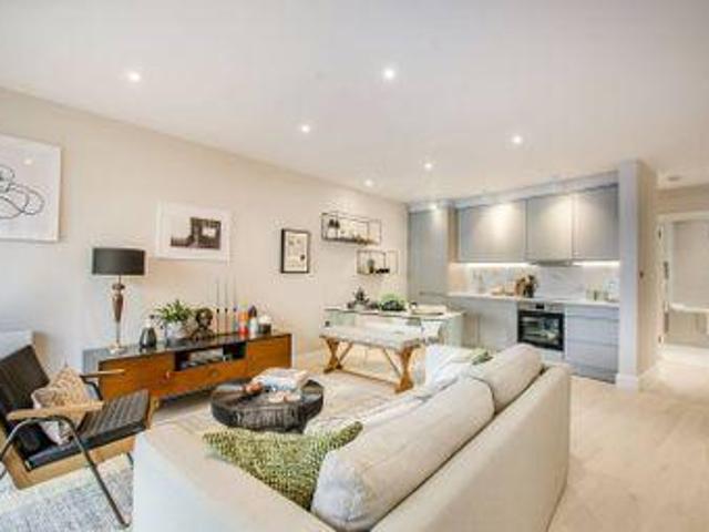 1 Bedrooms Flat for rent in ford Road, Wendell Park W12