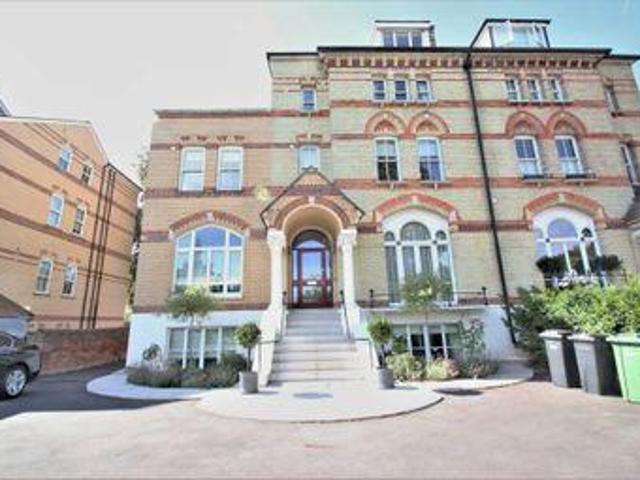 1 Bedrooms Flat for rent in Fairmile, Henley On Thames RG9