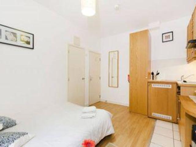 1 Bedrooms Flat for rent in Fairholme Road, London W14