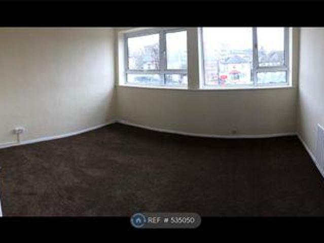 1 Bedrooms Flat for rent in Fairlawns, London N11