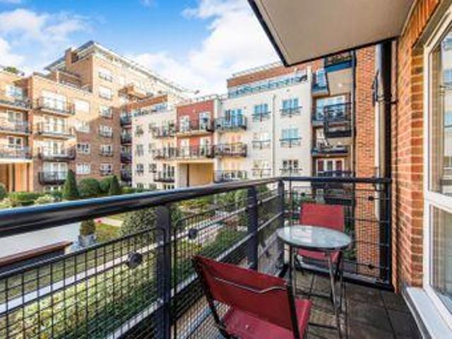 1 Bedrooms Flat for rent in Falmouth House, Royal Quarter, Kingston KT2