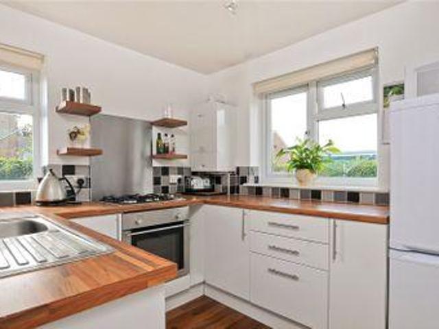 1 Bedrooms Flat for rent in Fane Drive, Berinsfield, Oxford OX10