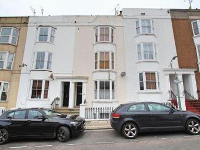 1 Bedrooms Flat for rent in Farm Road, Hove BN3