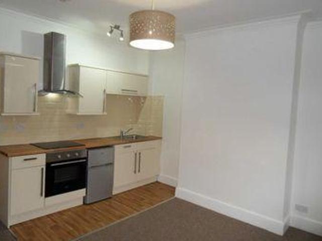 1 Bedrooms Flat for rent in Featherbank Mount, Horsforth, Leeds LS18