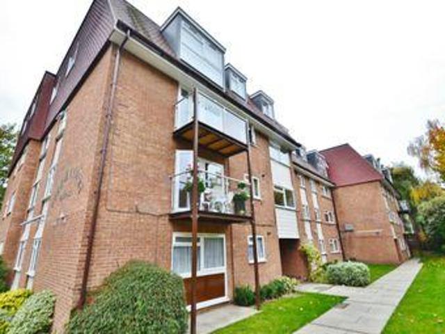 1 Bedrooms Flat for rent in Feline Court, Cat Hill, East Barnet EN4