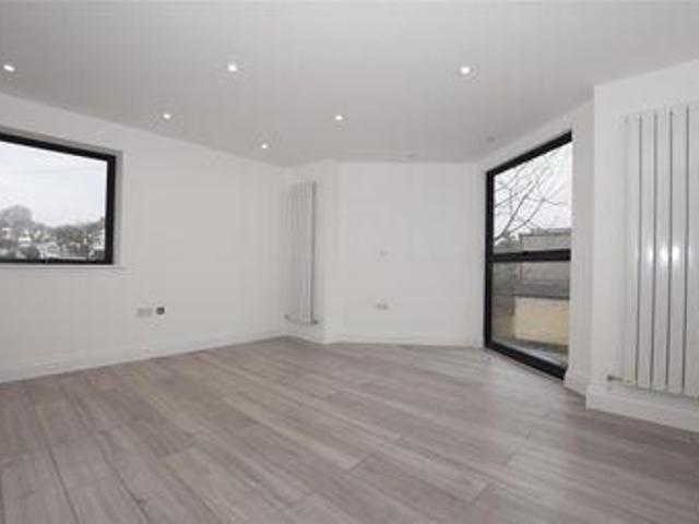 1 Bedrooms Flat for rent in Fitzjohn Avenue, Barnet, Hertfordshire EN5