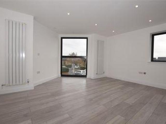 1 Bedrooms Flat for rent in Fitzjohn Avenue, Barnet, Hertfordshire EN5