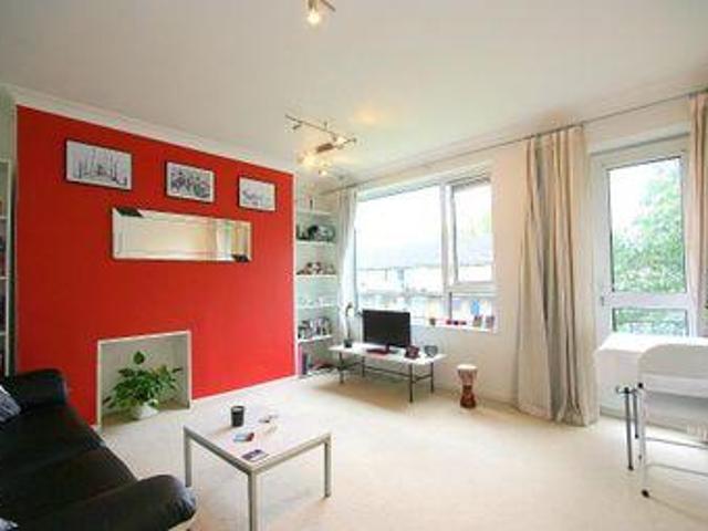 1 Bedrooms Flat for rent in Finucane Court, Lower Mortlake Road, Richmond, Surrey TW9