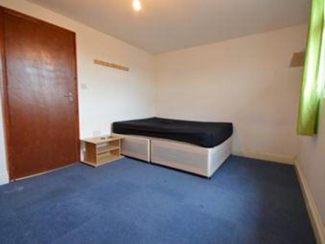 1 Bedrooms Flat for rent in First Avenue, Acton W3