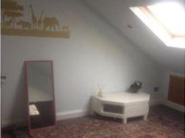 1 Bedrooms Flat for rent in First Floor, London N18