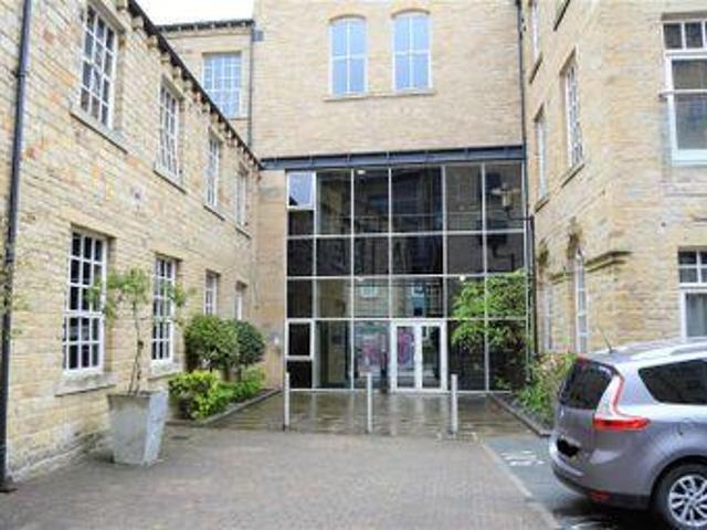 1 Bedrooms Flat for rent in Firth Street, Huddersfield HD1
