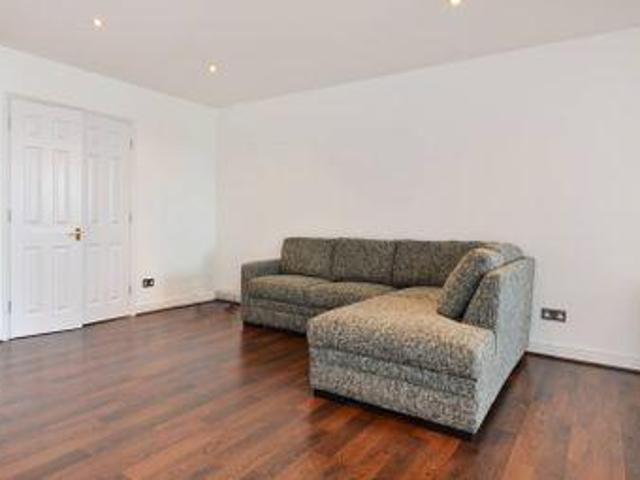 1 Bedrooms Flat for rent in Fishguard Way, Gallions Reach E16