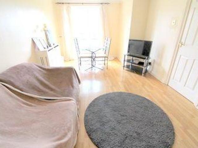 1 Bedrooms Flat for rent in Flat 78 Corbidge Court, Glaisher Street, Greenwich SE8