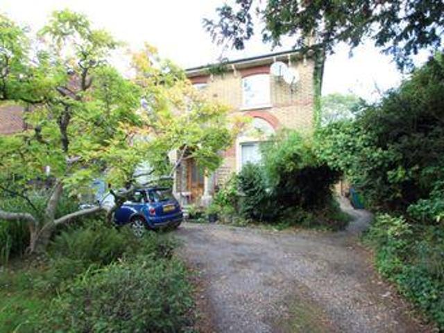 1 Bedrooms Flat for rent in Friern Park, London N12