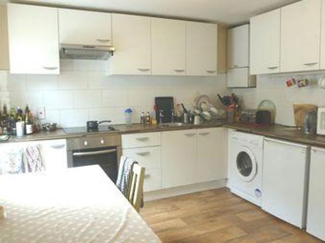 1 Bedrooms Flat for rent in Fulham Rad, Fulham SW6