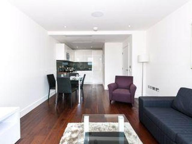1 Bedrooms Flat for rent in Fulham Riverside, Central Avenue, London SW6