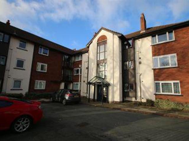 1 Bedrooms Flat for rent in Knights Court, Canterbury Gardens, Salford M5