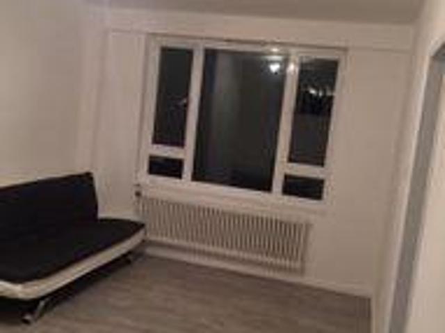 1 Bedrooms Flat for rent in Knights House, Chelsea SE10
