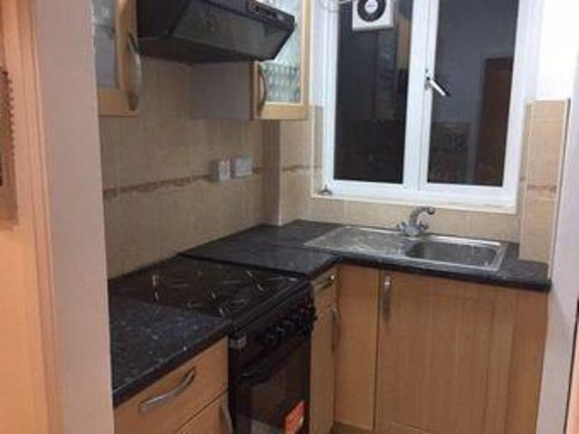 1 Bedrooms Flat for rent in Knights House, Chelsea SE10