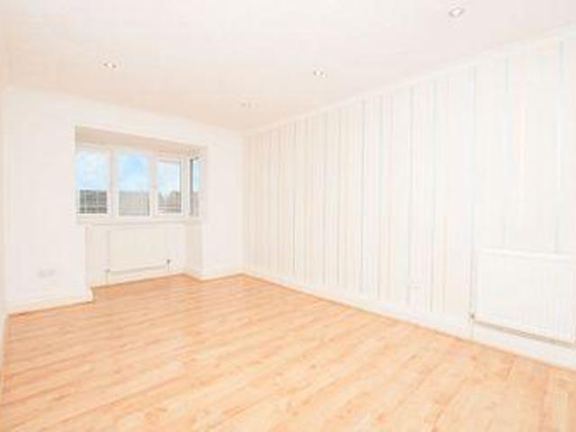 1 Bedrooms Flat for rent in Katrine Court, Shorbroke Close, London NW2