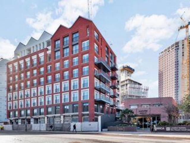 1 Bedrooms Flat for rent in Keybridge House, 6 Exchange Gardens, Vauxhall, London SW8
