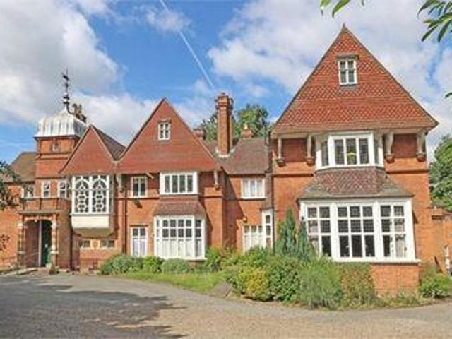 1 Bedrooms Flat for rent in Kemnal Road, Chislehurst BR7