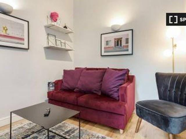 1 Bedrooms Flat for rent in Kempsford Gardens, London SW5