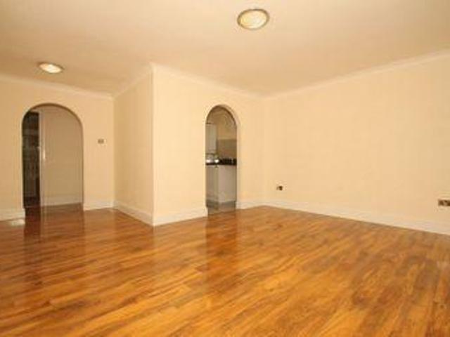 1 Bedrooms Flat for rent in Kenninghall Road, Hackney E5