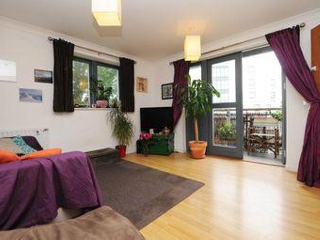 1 Bedrooms Flat for rent in Kenninghall Road, London E5