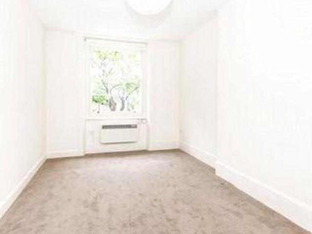 1 Bedrooms Flat for rent in Kensington Church Street, Kensington W8