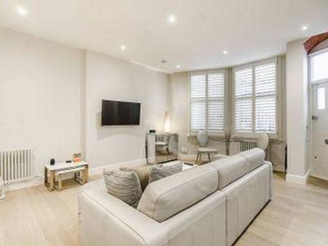 1 Bedrooms Flat for rent in Kensington Court, Kensington W8